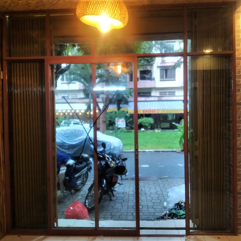 Cửa kính khung nhôm lùa tân phú, tân bình, bình thạnh, gò vấp, bình tân ...